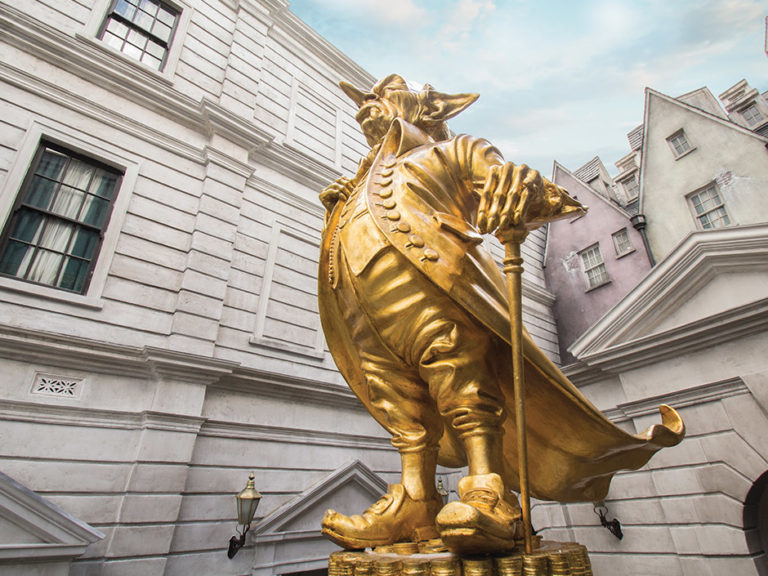 Details Fans Will Appreciate About Gringotts Bank in The Wizarding ...