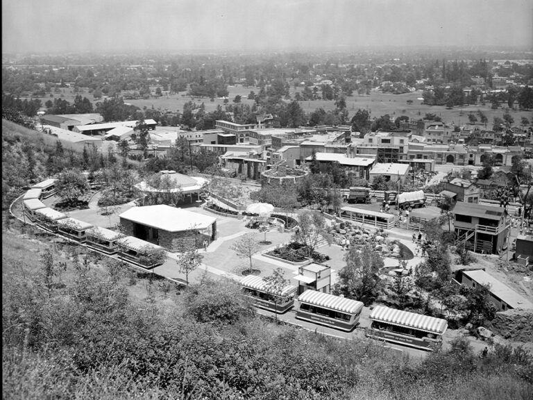 How the Universal Studio Tour Shaped Entertainment History