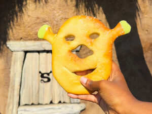 Guide to Food & Drinks in DreamWorks Land at Universal Studios Florida