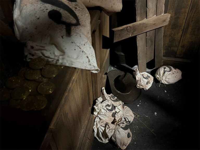 Behind-the-Screams | Hatchet & Chains: Demon Bounty Hunters